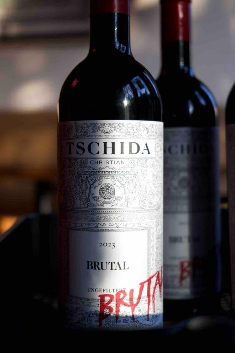 Brutal - Christian Tschida - by Warike Project