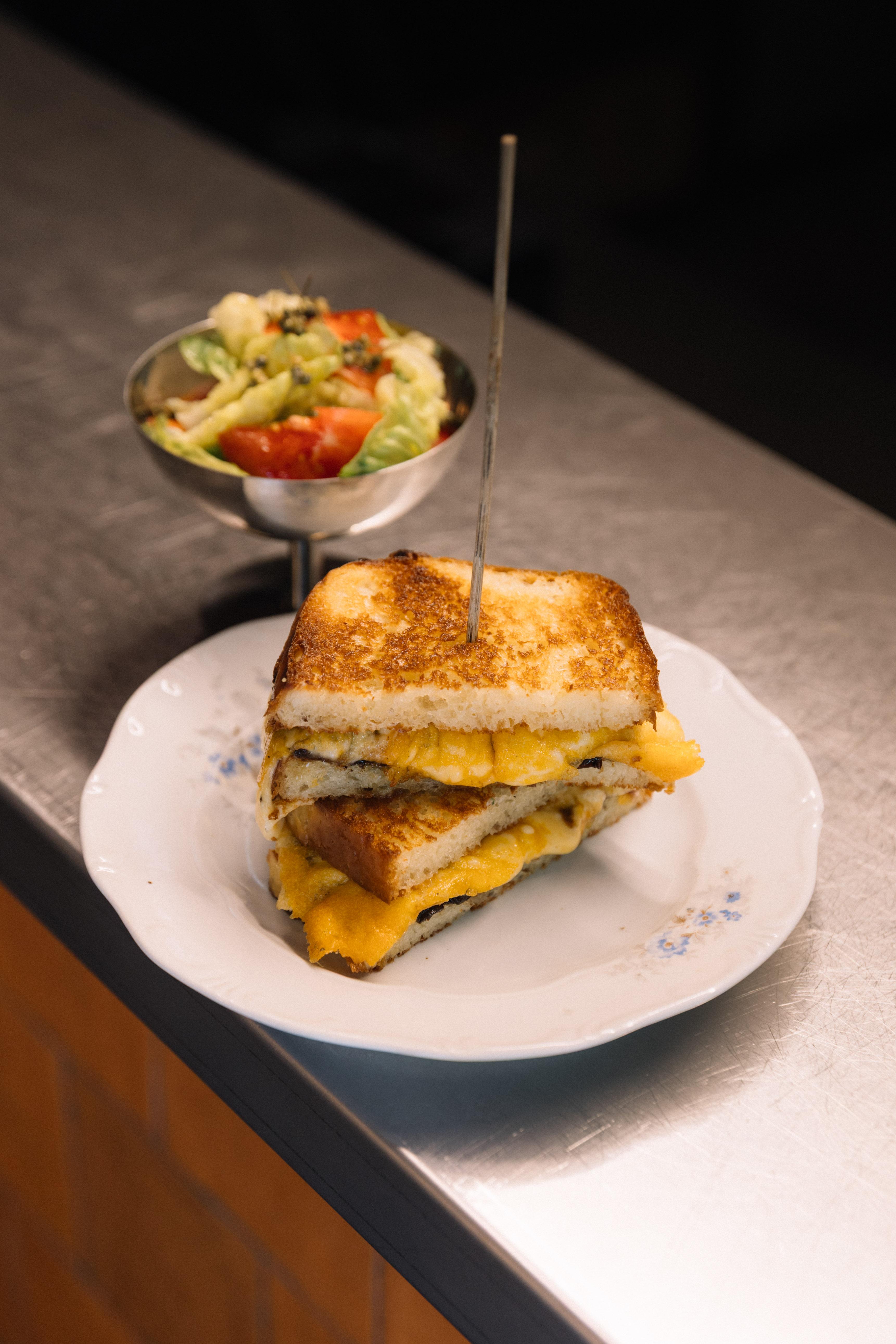 Triple cheese Sandwich - Posted food by Flat Bread Circo - Raisin